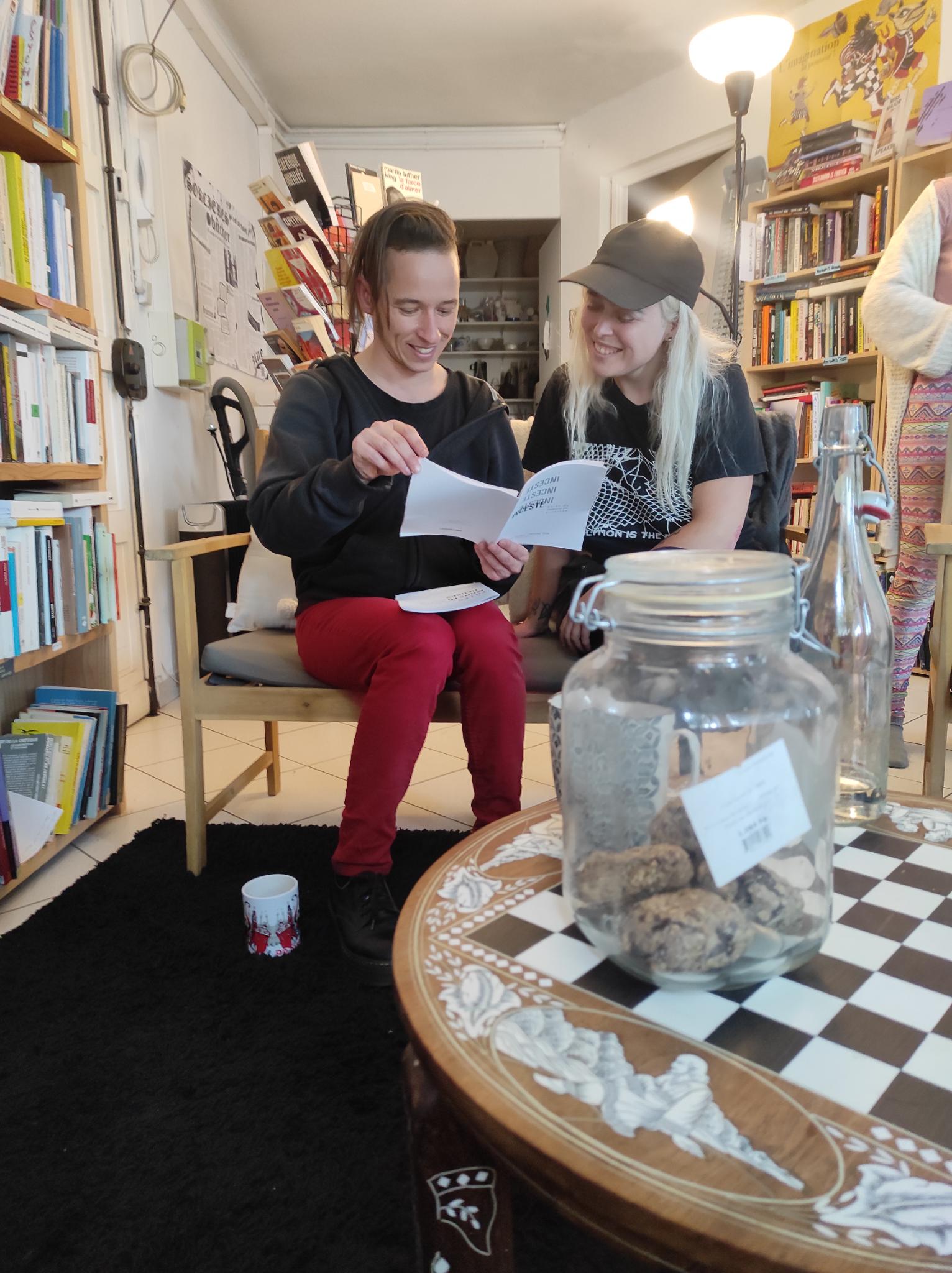 L’autrice bisexuelle Clementine Morrigan, de passage à Toulouse pour ...